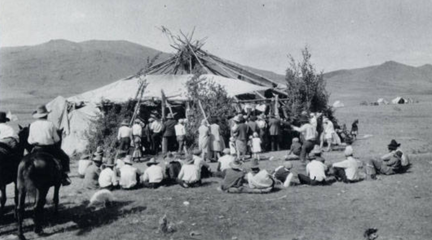 Sun Dance Lodge with Onlookers, Army Tents in Background
