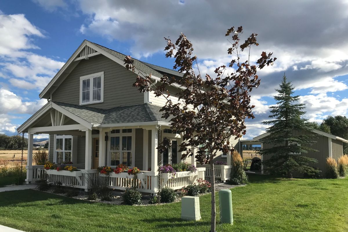 Riverside Crossing Brings the “Pocket Neighborhood” to Montana’s 55 ...