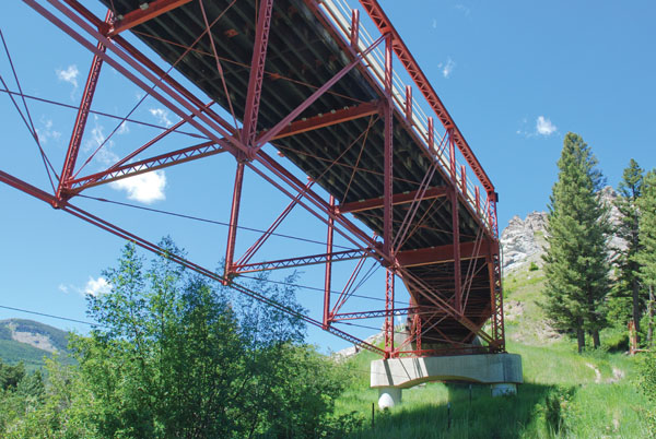 Not-to-be-Missed Day Trips to Five Montana Bridges